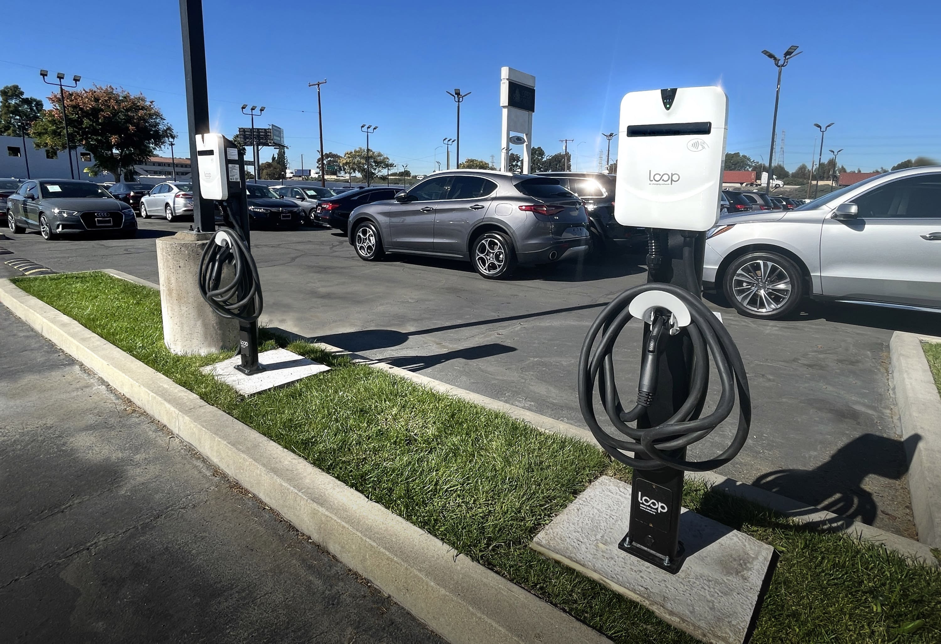 Loop Global | EV Charging Solutions for a Sustainable Future